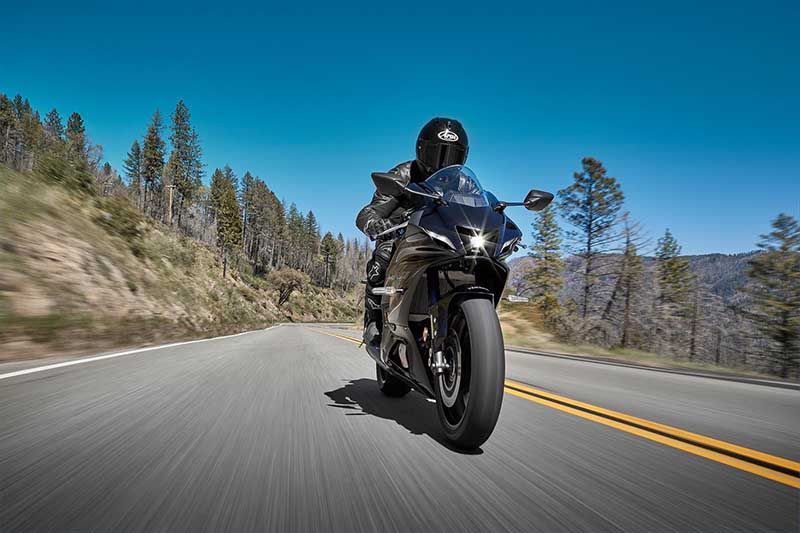 2024 Yamaha YZFR7
